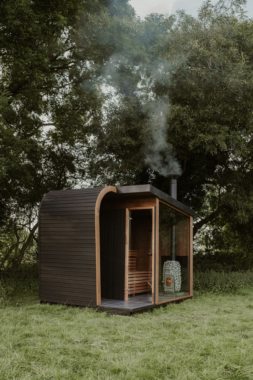 Outdoor luxury saunas designed & handbuilt in the UK